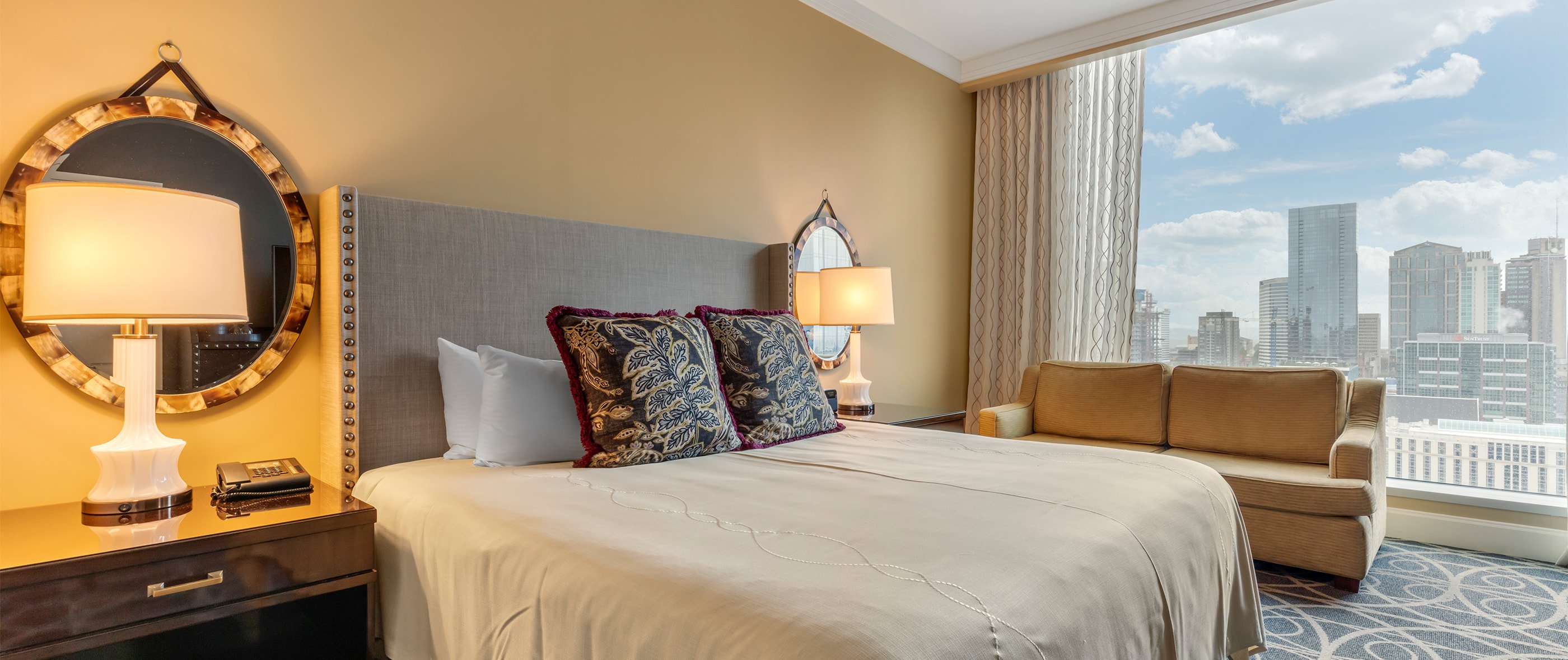 Accessible Hotel Rooms in Nashville | Omni Nashville Hotel