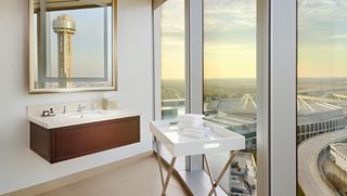 Omni Dallas Hotel | Hotels in Downtown Dallas, TX