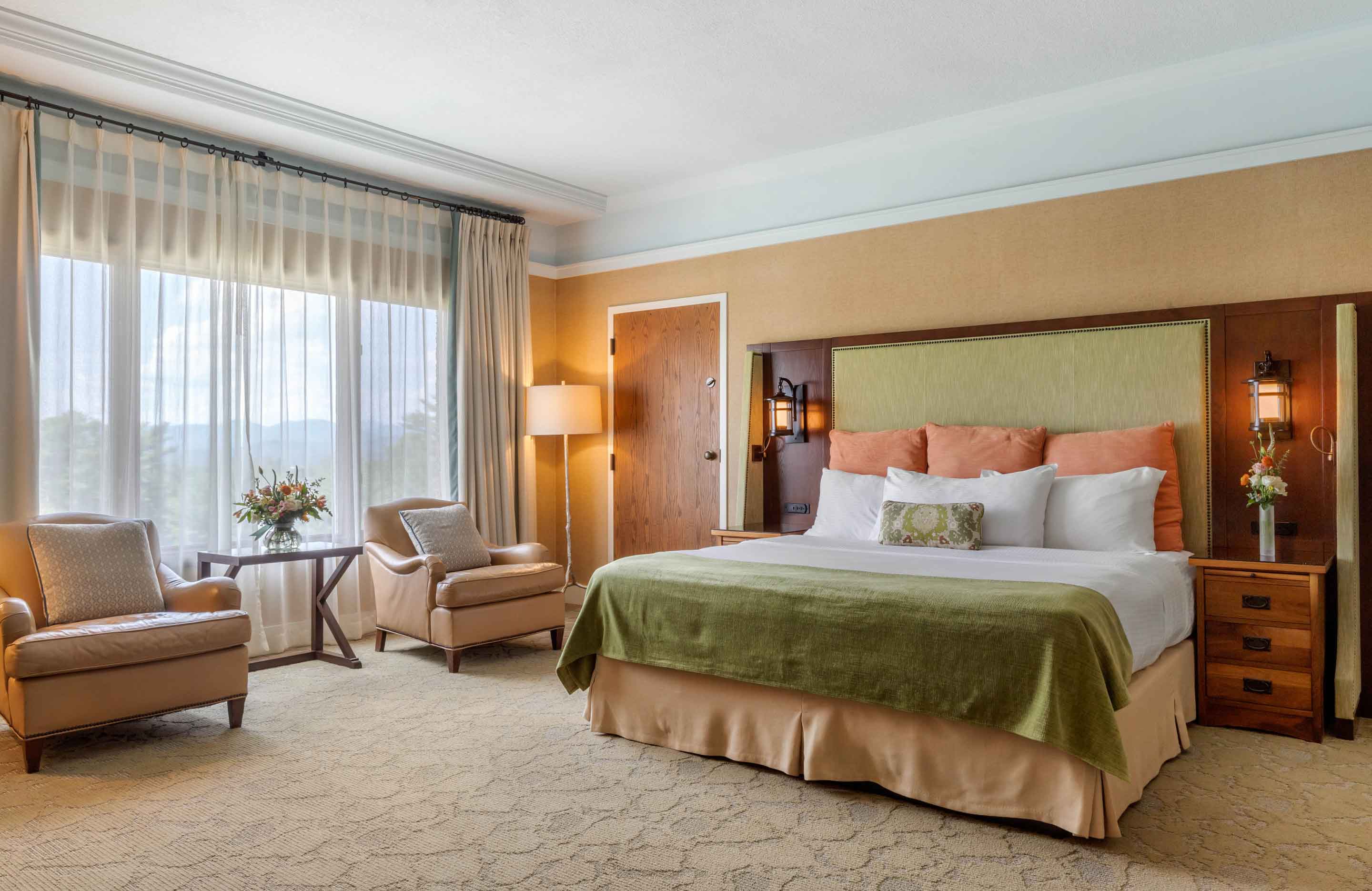 Accessible Hotel Rooms in Asheville | The Omni Grove Park Inn & Spa